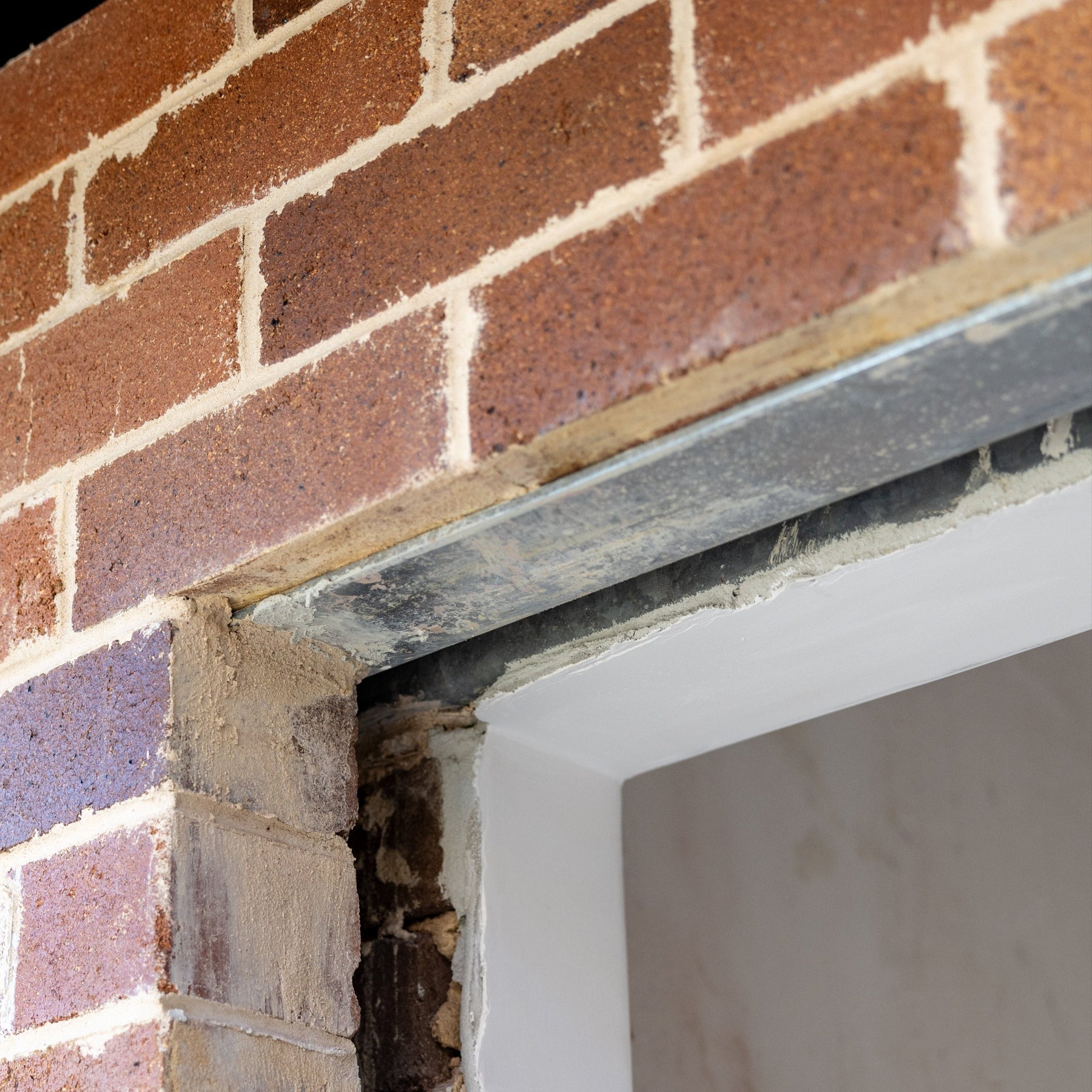 150 x 100 x 10mm Hot Rolled Angle Lintel | Vincent Buda & Co